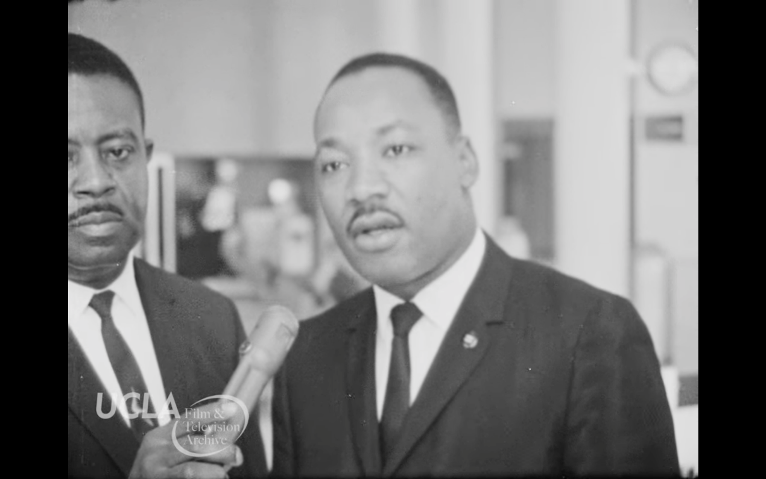 "Martin Luther King, Jr. campaigns for civil rights in Los Angeles ...